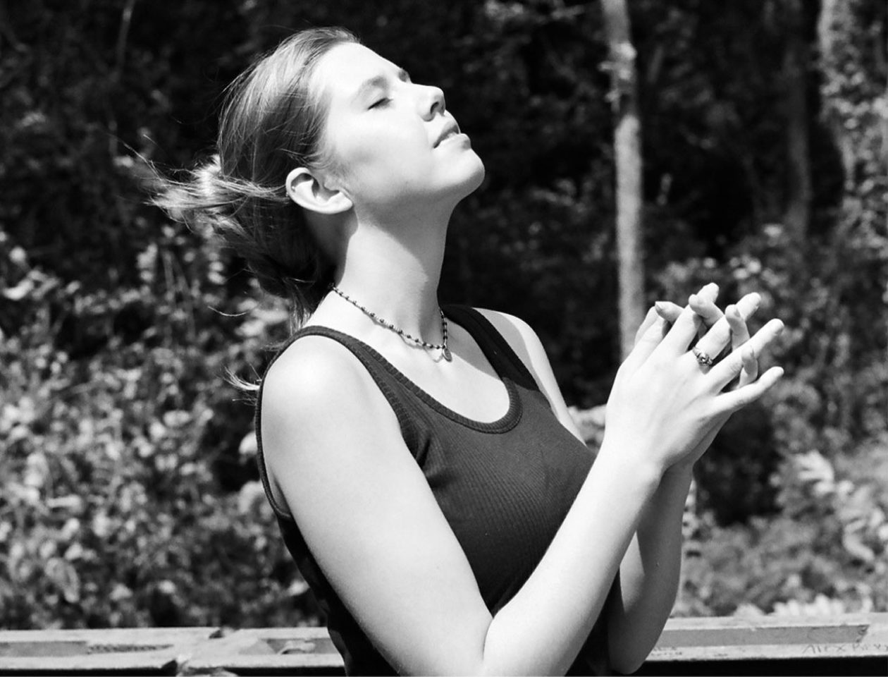 Yeshoua nous guide dans notre cheminement. - Publication Évangélique